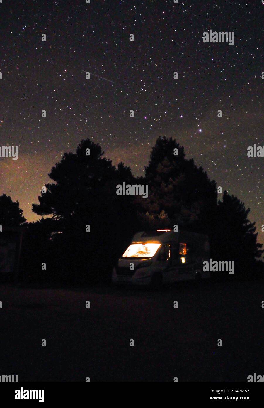 Rv camper stars night sky hi-res stock photography and images - Alamy