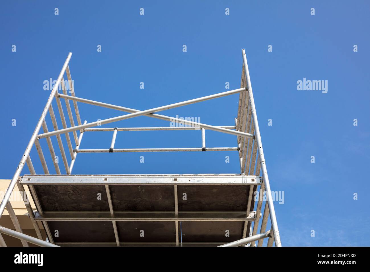 Scaffold tower hi-res stock photography and images - Alamy