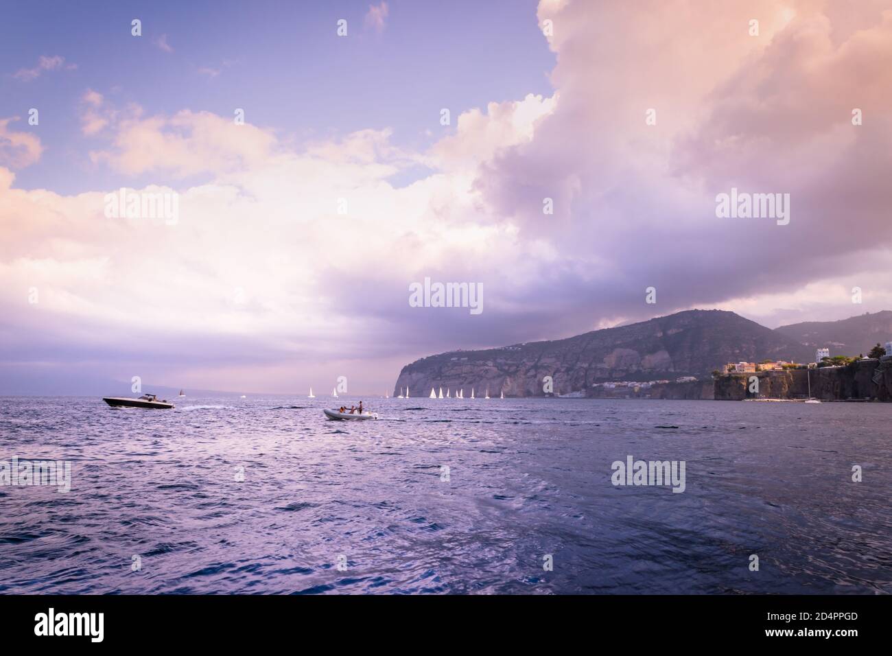 Public beach sorrento hi-res stock photography and images - Alamy