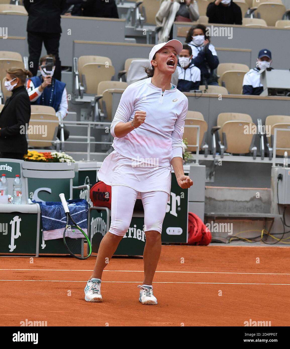 White tite hi-res stock photography and images - Alamy