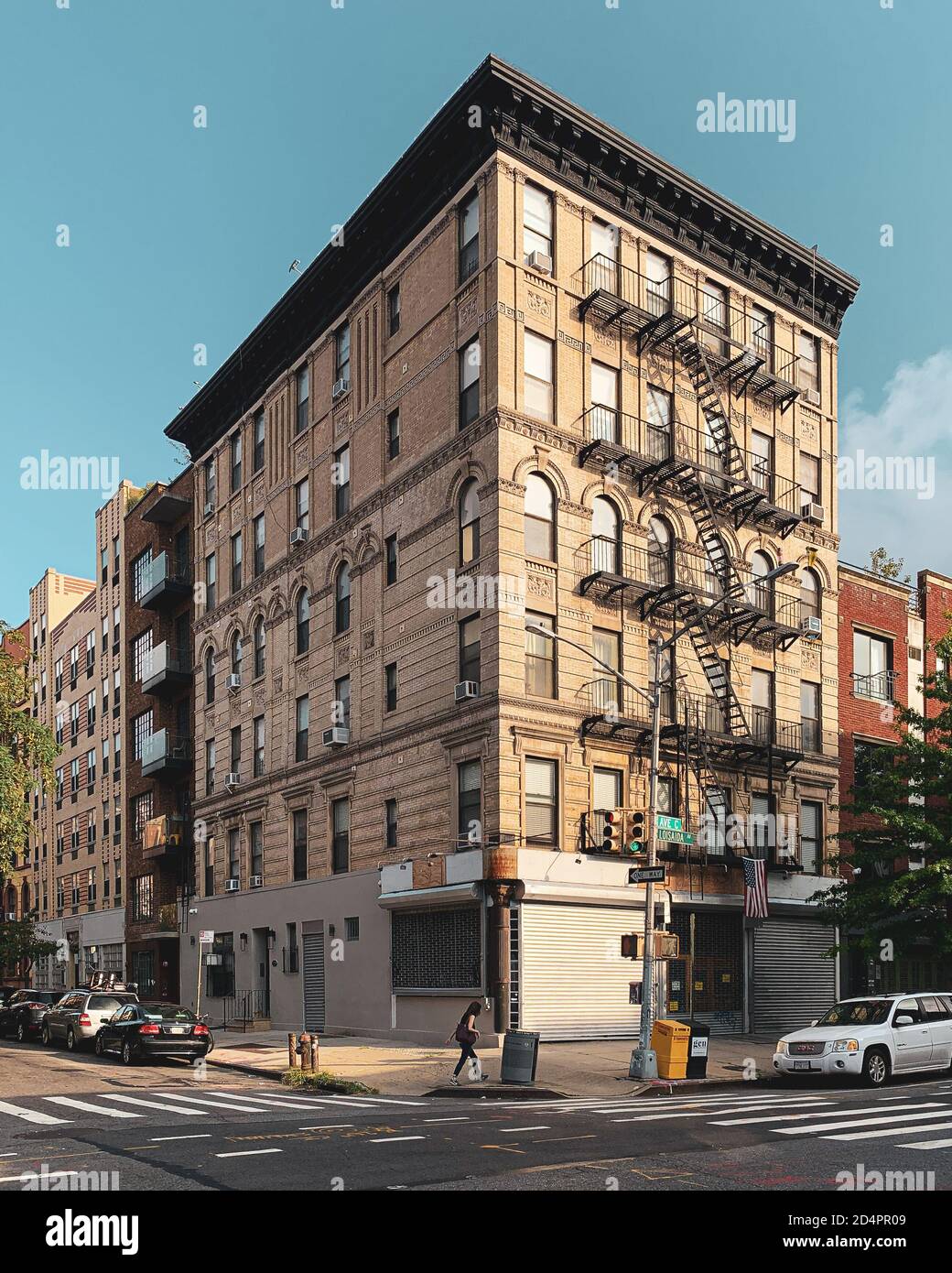 The corner of 7th Street and Avenue C in the East Village, Manhattan ...
