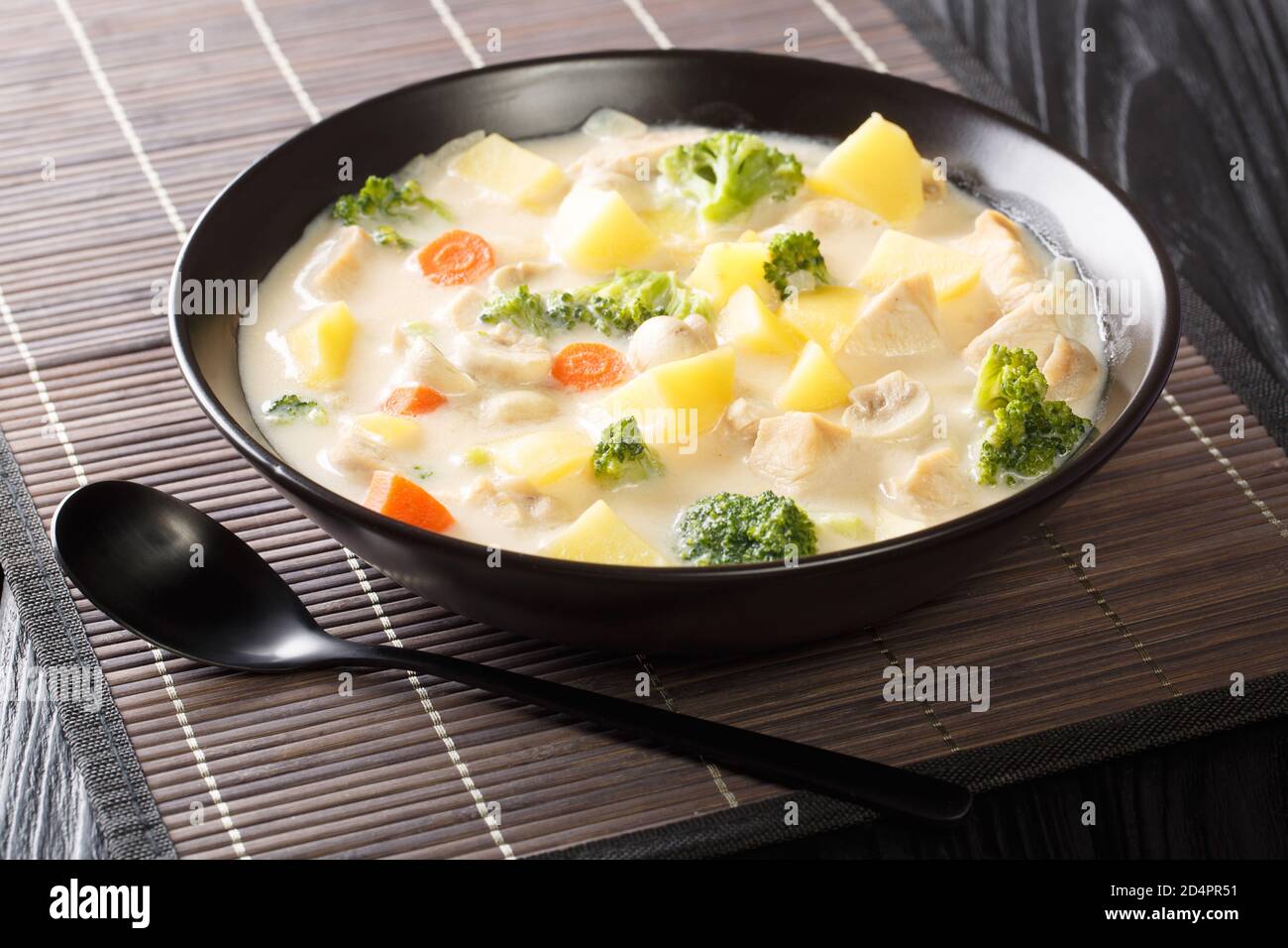 Black and white stew hi-res stock photography and images - Alamy