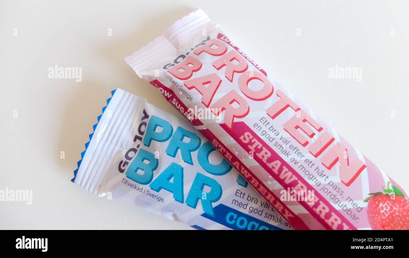 Protein bar packet hi-res stock photography and images - Alamy