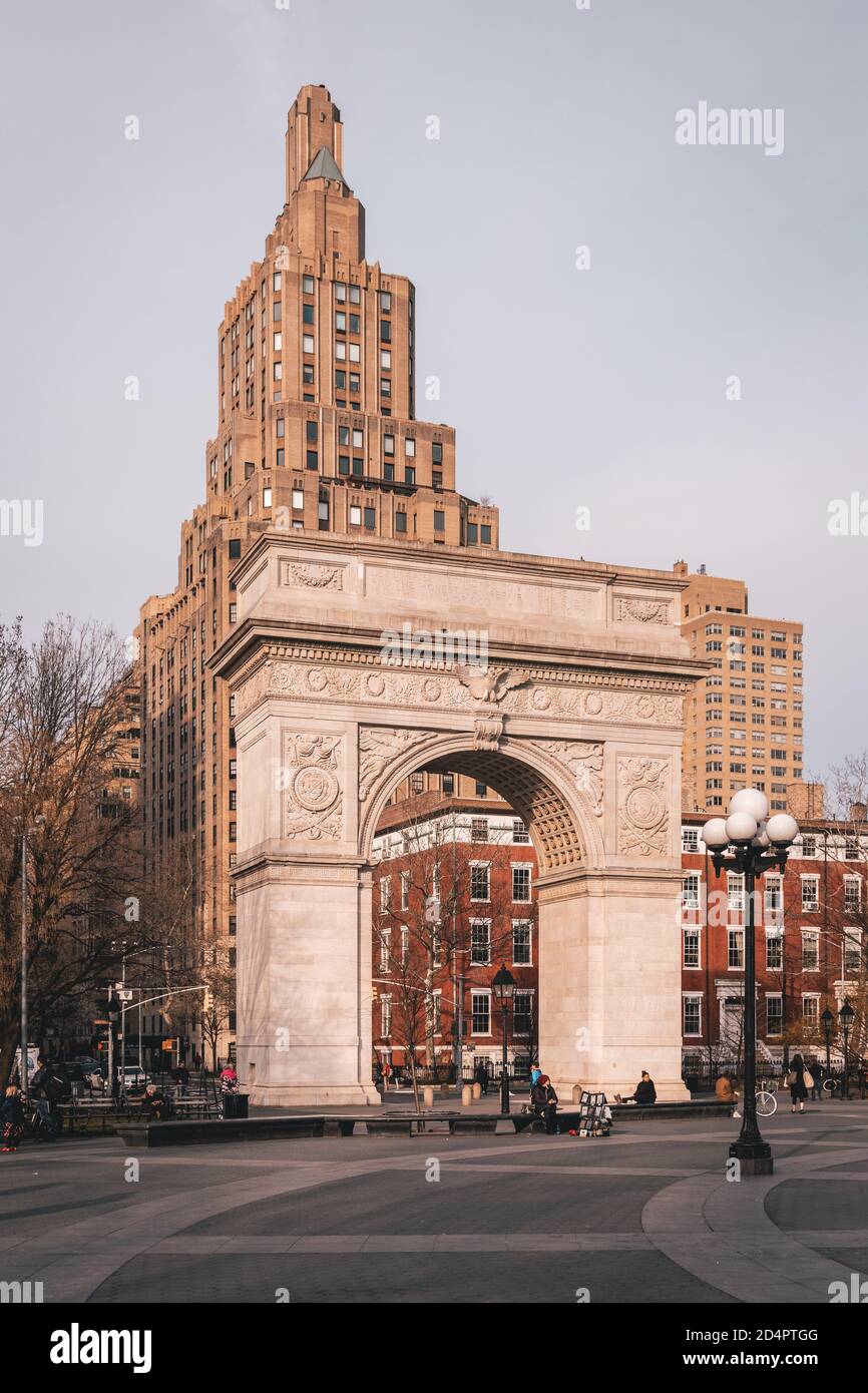 The arch at Washington Square Park in Greenwich Village, New York City ...