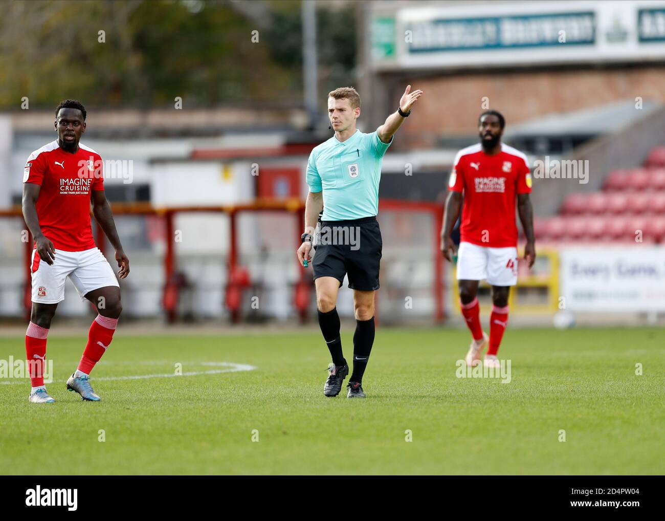 Swindon town afc wimbledon hi-res stock photography and images - Alamy