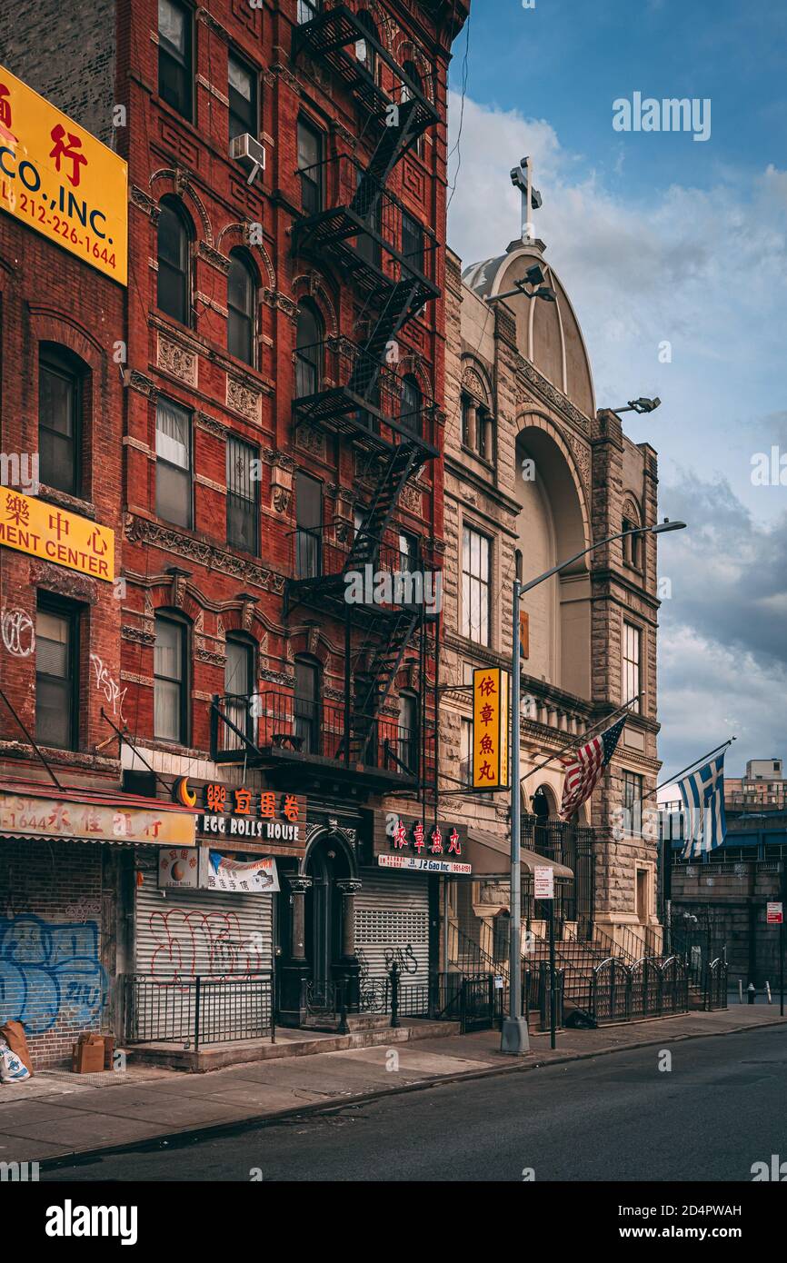 Forsyth Street, in Chinatown, Manhattan, New York City Stock Photo - Alamy