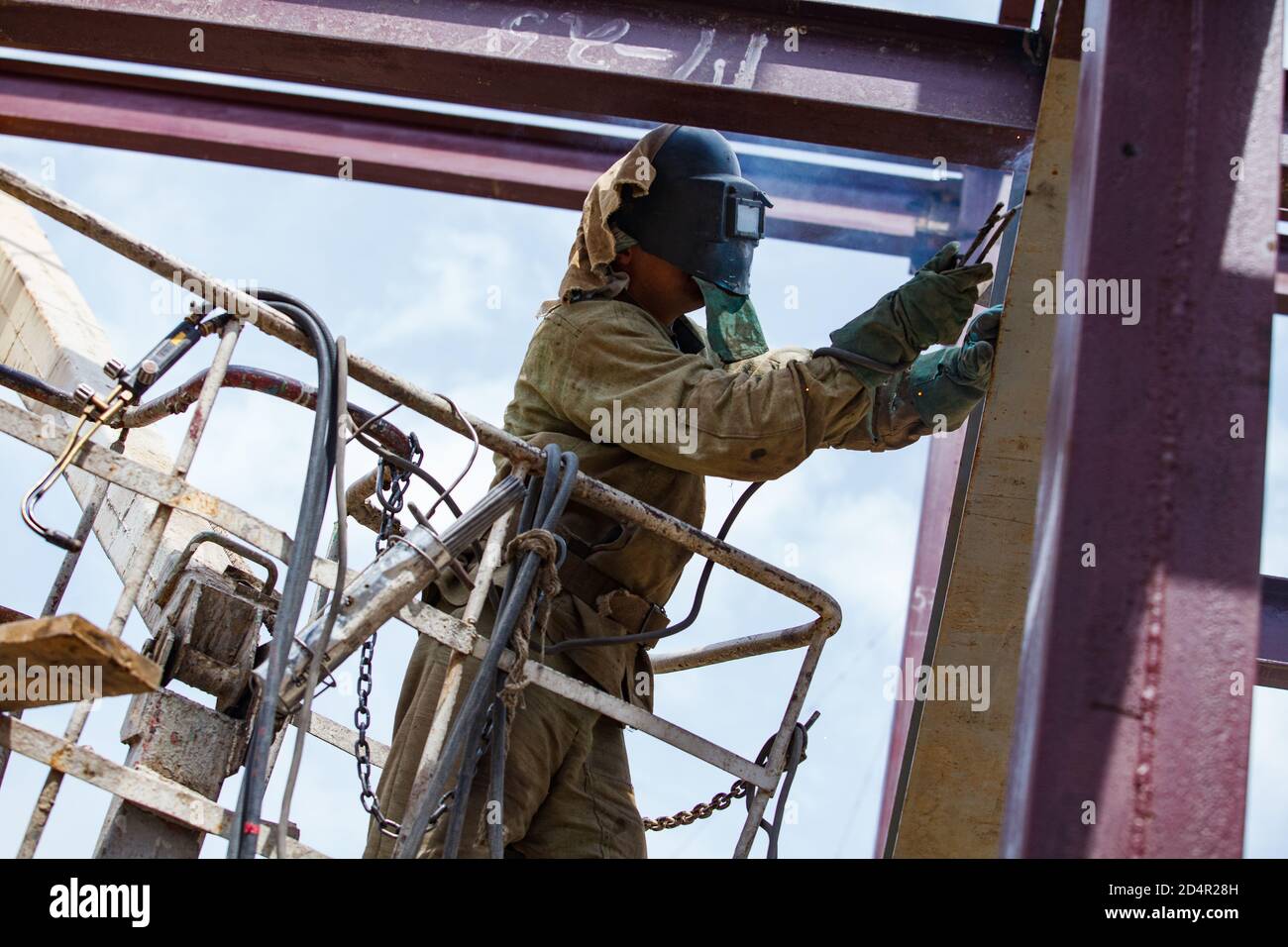 Cradle roof hi-res stock photography and images - Alamy