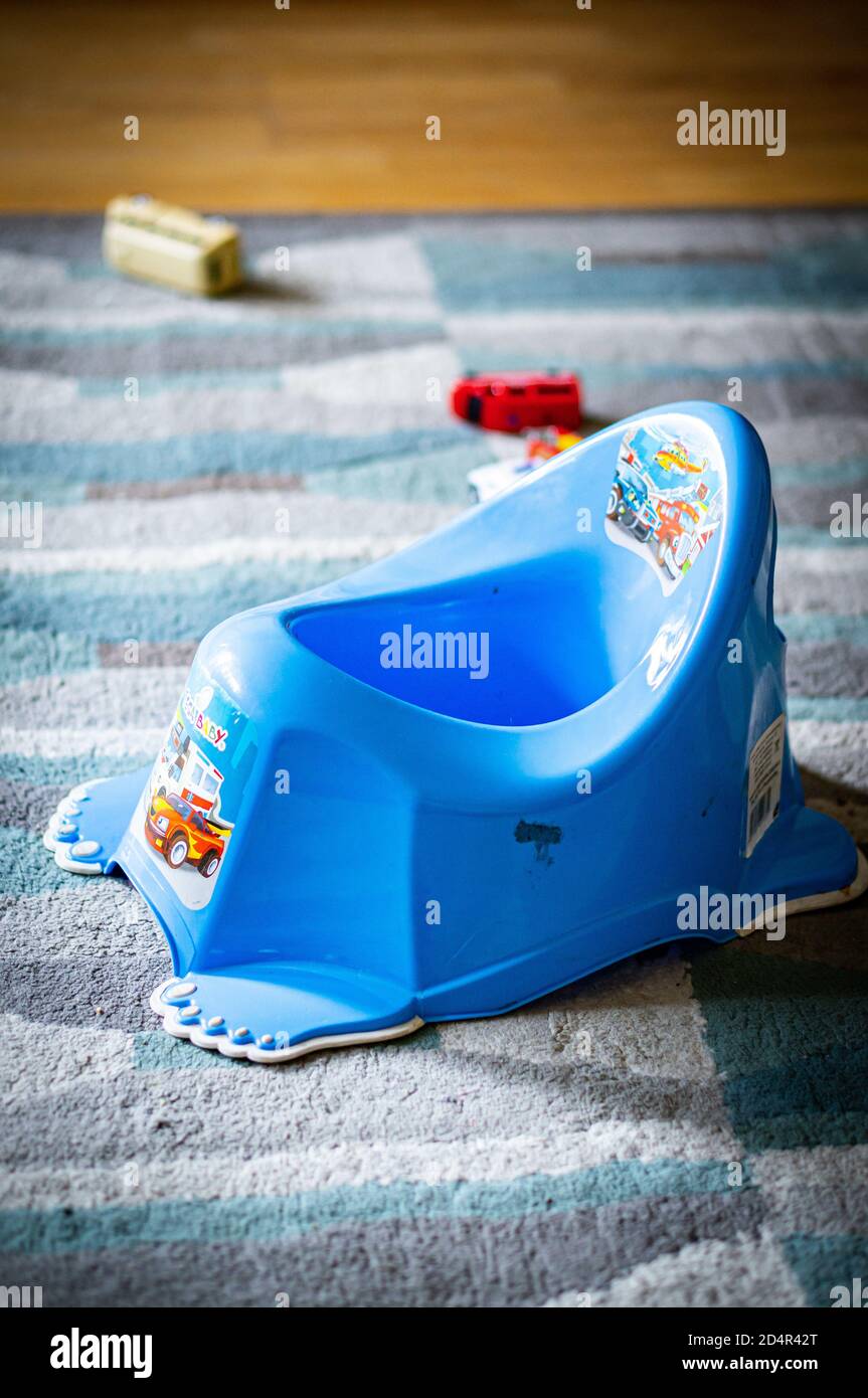 Potty training hi-res stock photography and images - Alamy