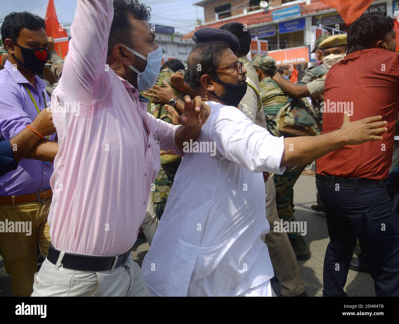 The leaders and supporters of the CPIM (Communist Party of India ...