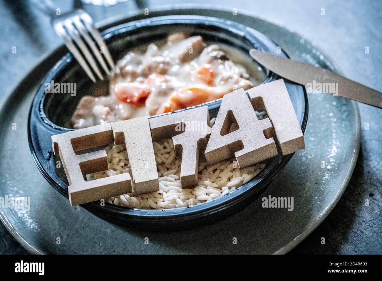 Titanium dioxide hi-res stock photography and images - Alamy