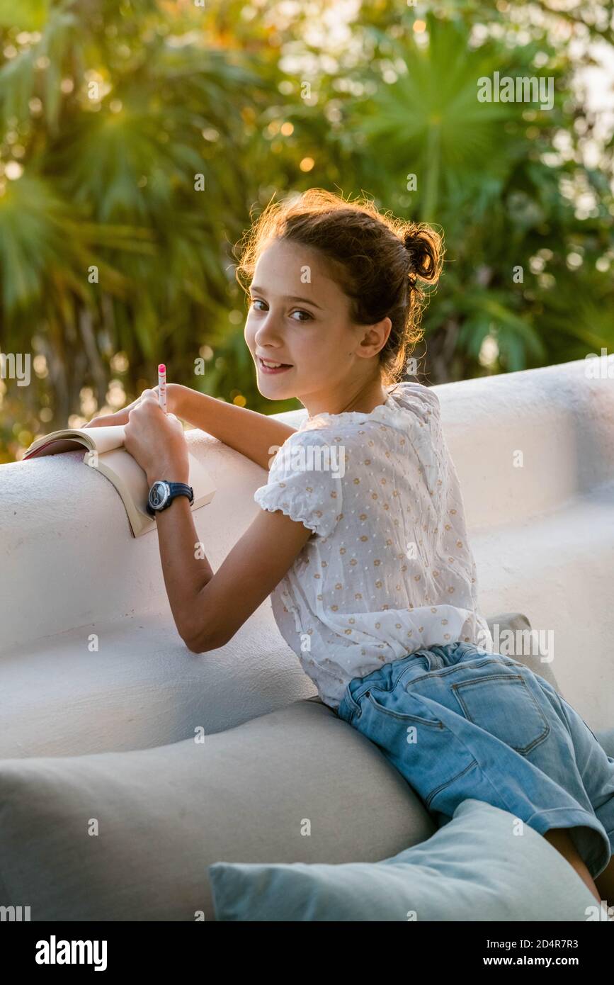 11 year old girl Stock Photo - Alamy