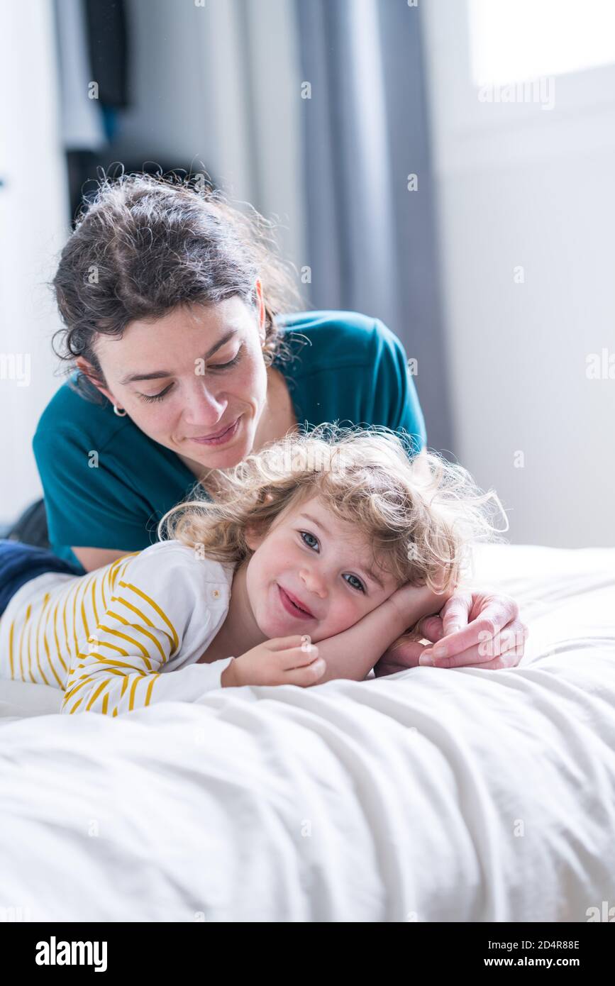 3 year old girl child with mother hi-res stock photography and images ...