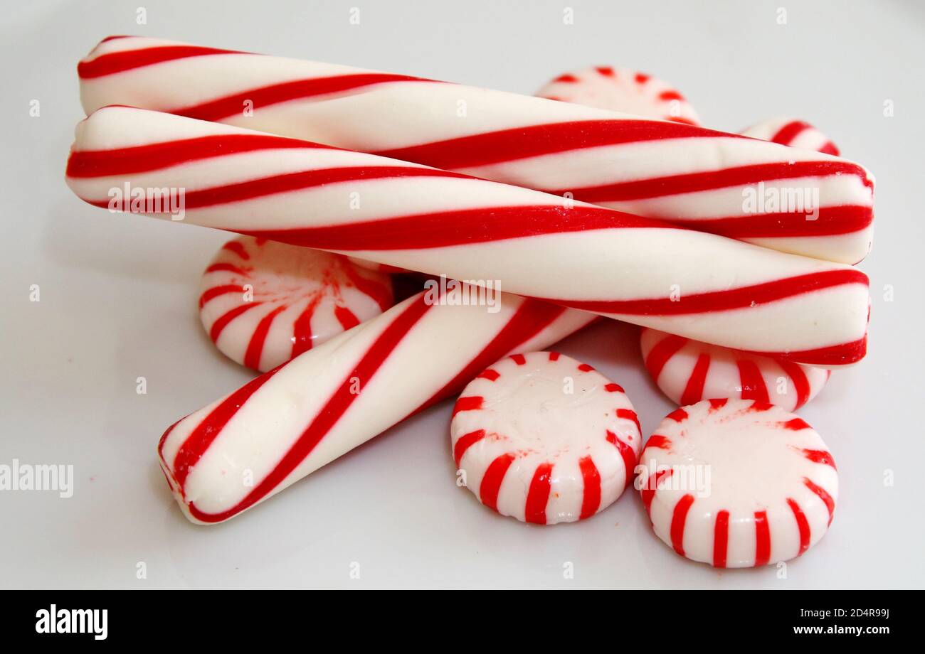 Peppermint candies isolated on a white background Stock Photo - Alamy