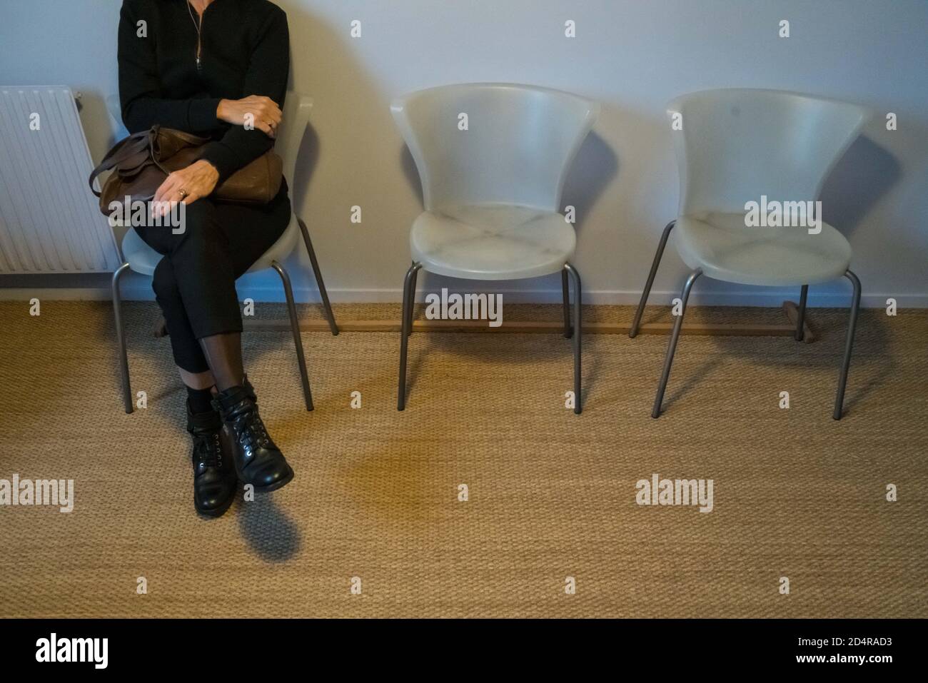 Waiting room 1 hi-res stock photography and images - Alamy