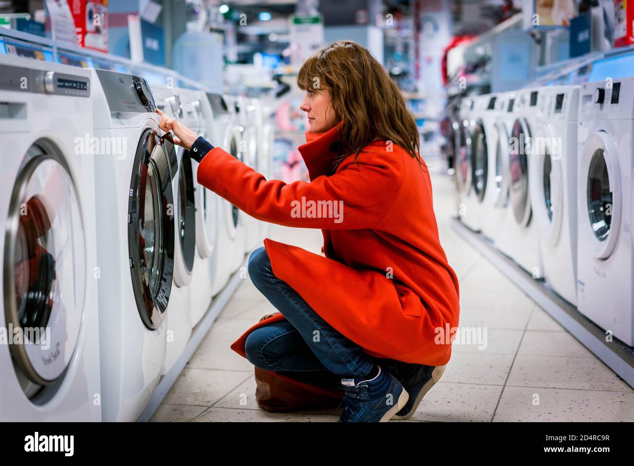 Appliance store france hi-res stock photography and images - Alamy