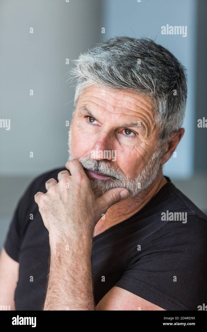 Widowed man hi-res stock photography and images - Alamy