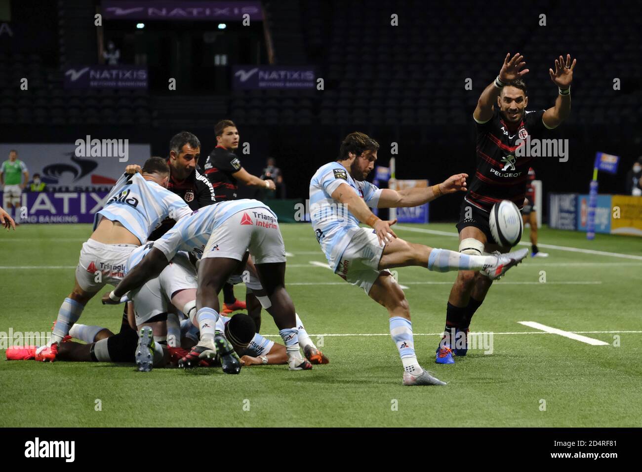 Nanterre, Hauts de Seine, France. 10th Oct, 2020. Racing 92 Scrum half ...