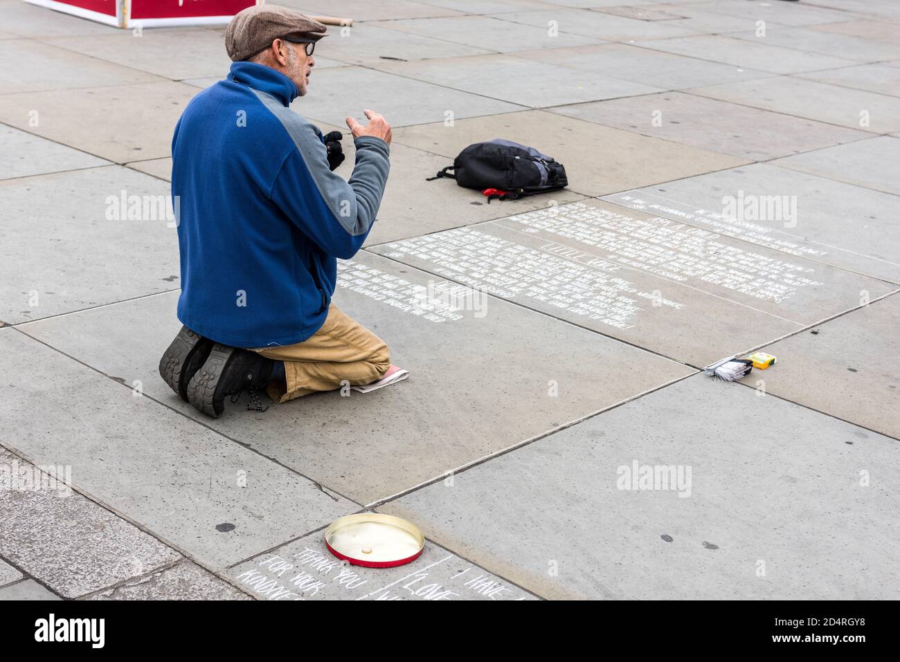 Poem busking hi-res stock photography and images - Alamy