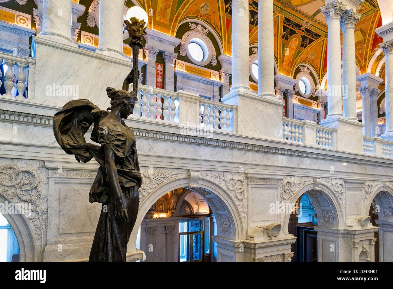Library of congress statue hi-res stock photography and images - Alamy
