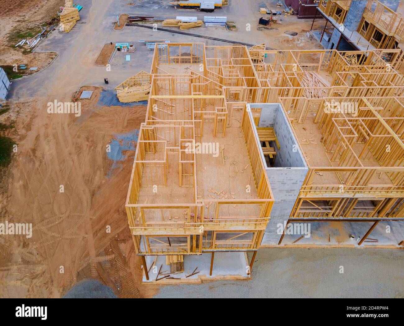 Horizontal framing hi-res stock photography and images - Alamy