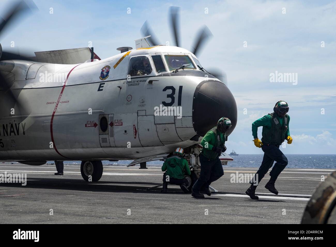 Catapult system hi-res stock photography and images - Alamy