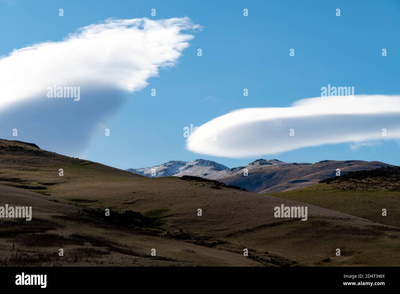 Kakanui Mountains, near Ranfurly, Otago, South Island, New Zealand ...