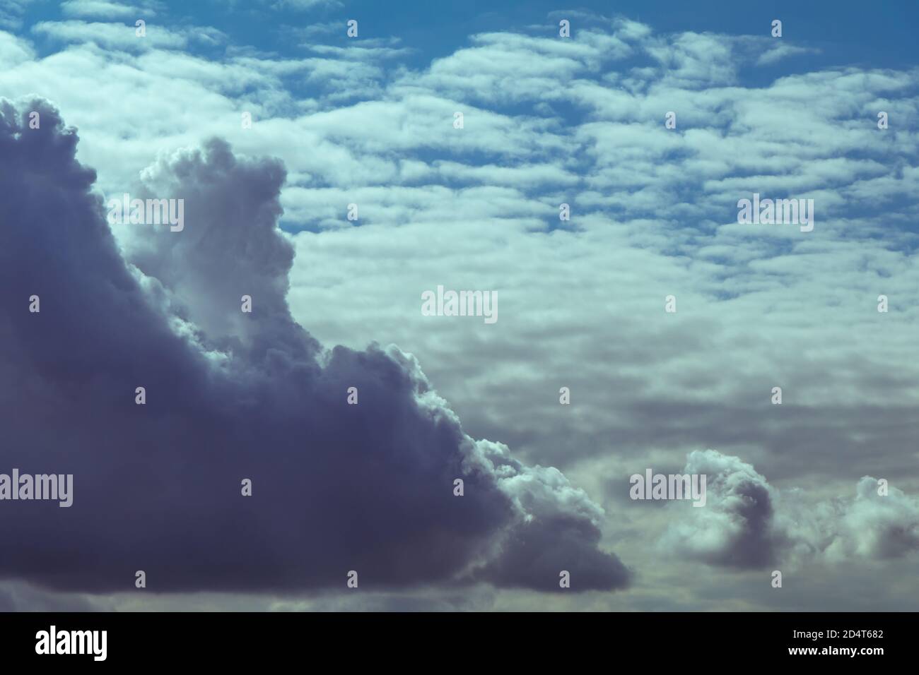 Cumulus cloud formation hi-res stock photography and images - Alamy