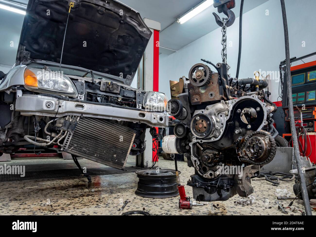 Diesel engine damage hi-res stock photography and images - Alamy