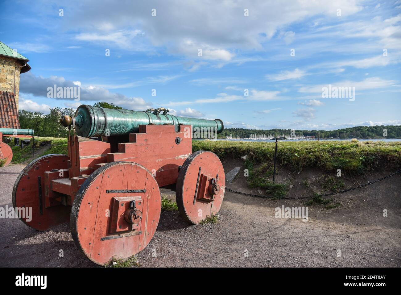Fire cannonball hi-res stock photography and images - Alamy