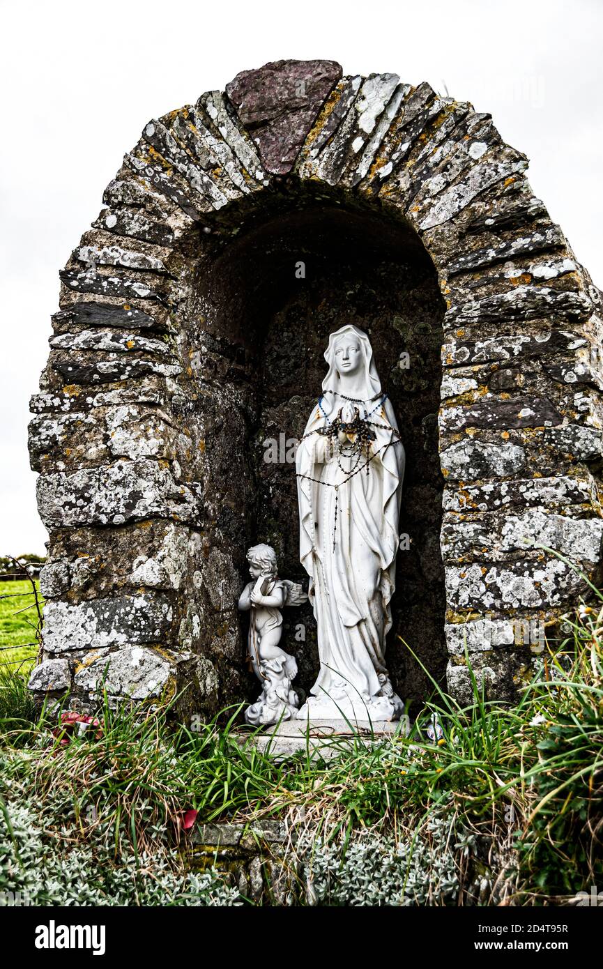 st nons chapel and well Stock Photo - Alamy