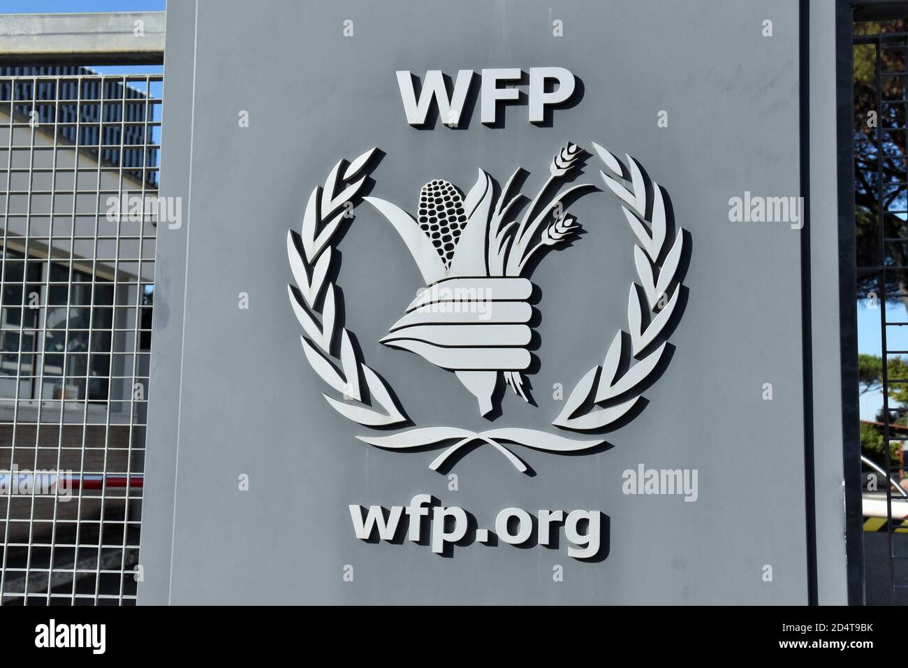 World food programme logo hi-res stock photography and images - Alamy