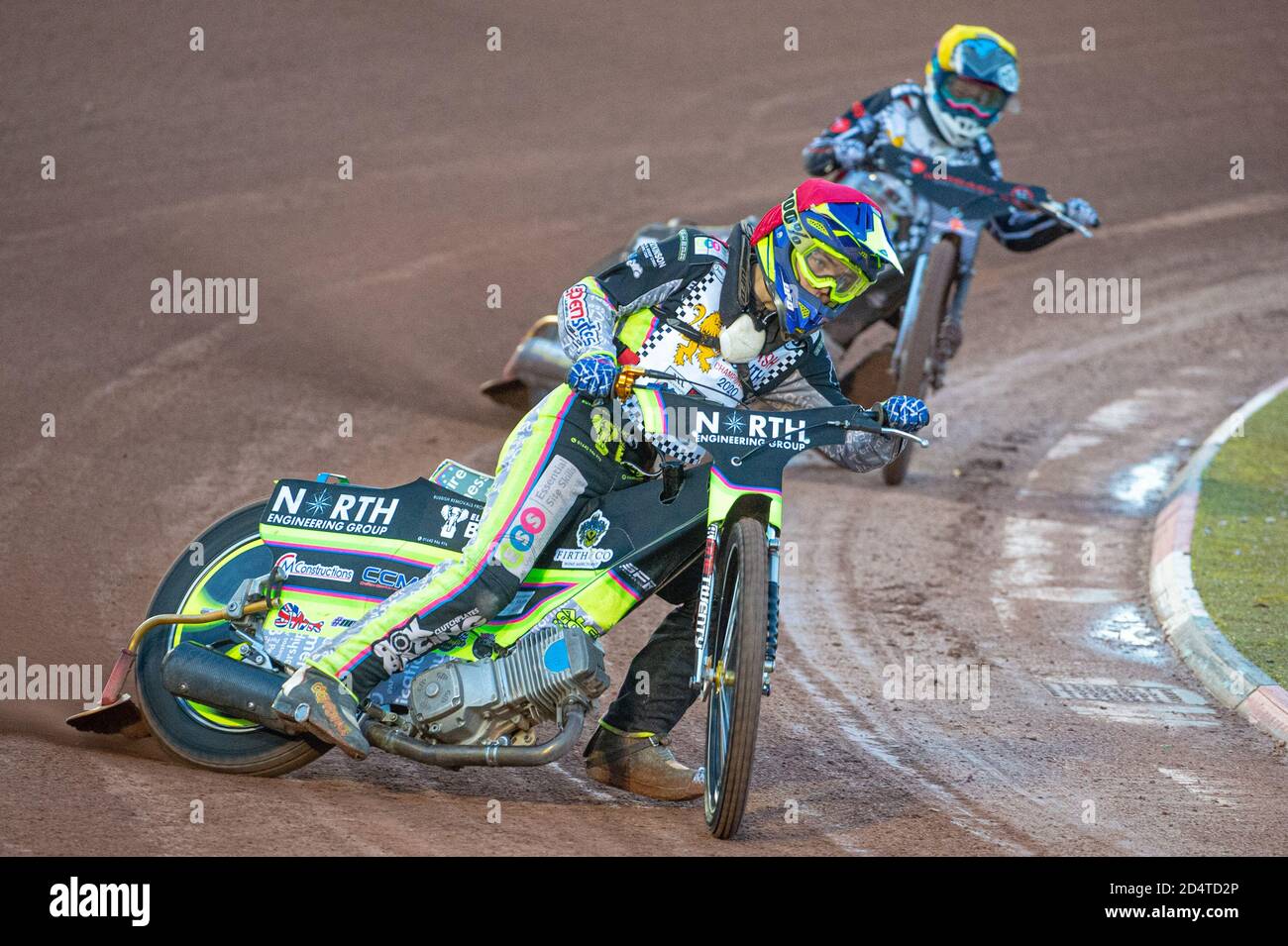 Manchester, UK. 10th Oct, 2020. Alex Goldsborough (Red) leads Vinnie ...
