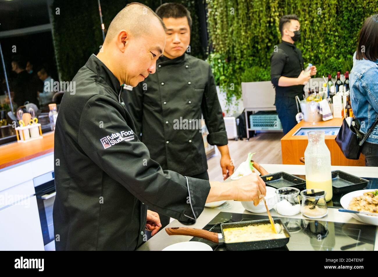 Chef Brian Tan cooking mushroom frittata at the Future Food Studio by ...