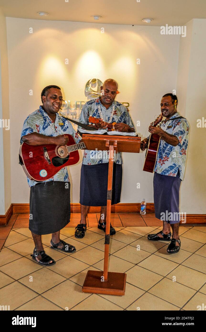 Fiji traditional dress hi-res stock photography and images - Alamy