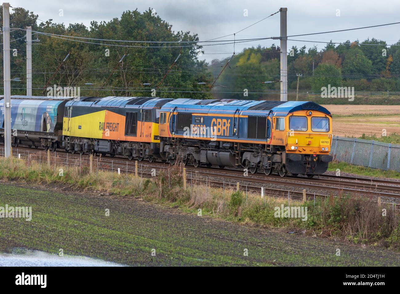 Electro-Motive Diesel Type JT42CWR Class 66 diesel locomotive at the ... Electro-Motive Diesel Type JT42CWR Class 66 diesel locomotive at the ...