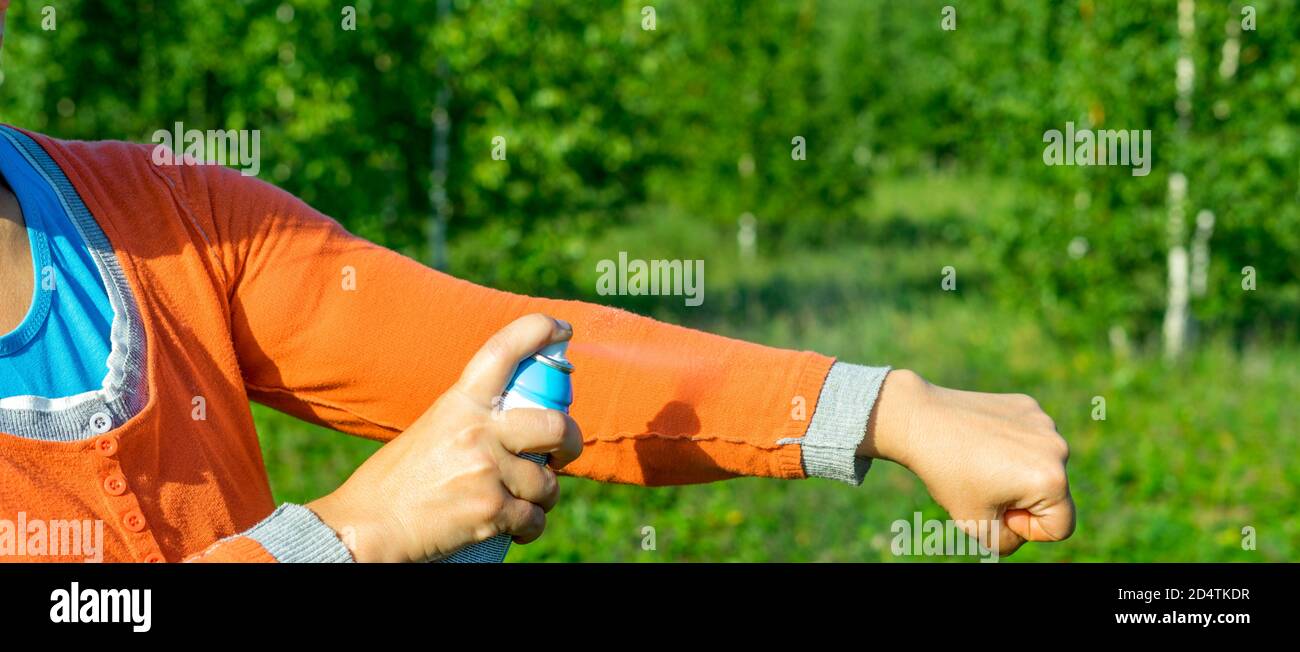 Woman and insects hi-res stock photography and images - Alamy
