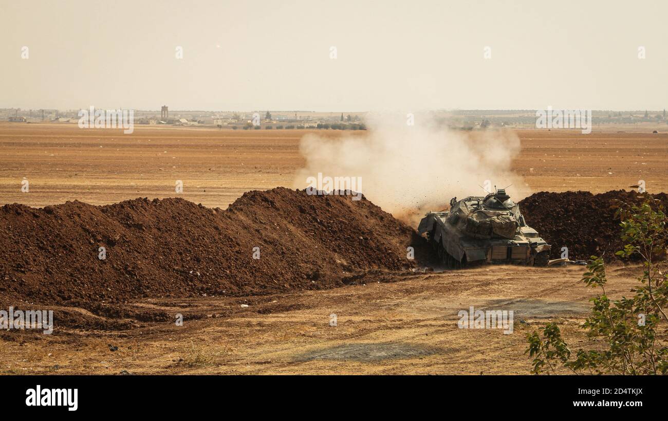 Turkish army tanks inside Syria, the war on terror Stock Photo - Alamy