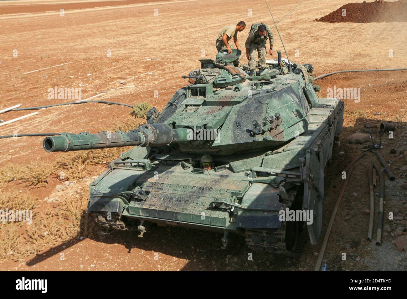Turkish army tanks inside Syria, the war on terror Stock Photo - Alamy