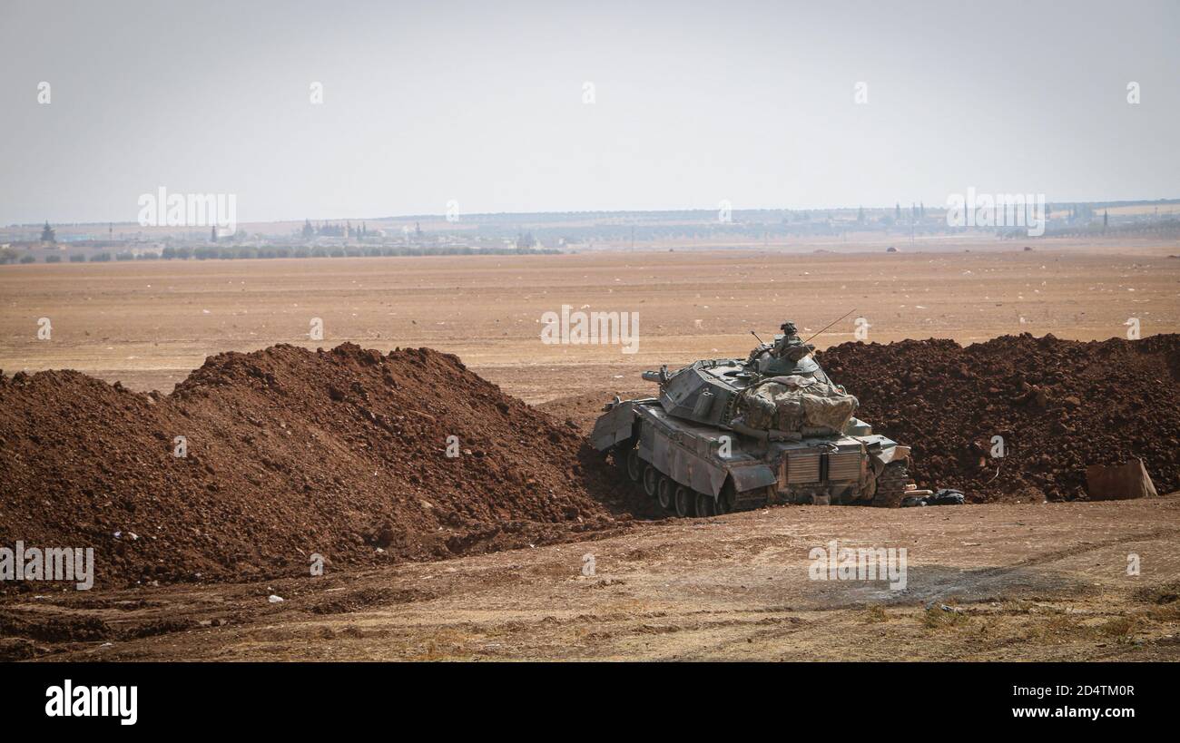Turkish army tanks inside Syria, the war on terror Stock Photo - Alamy