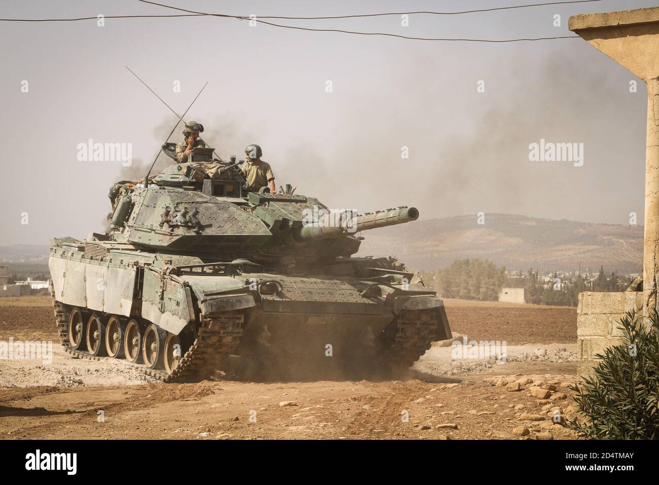 Army tank inside hi-res stock photography and images - Alamy
