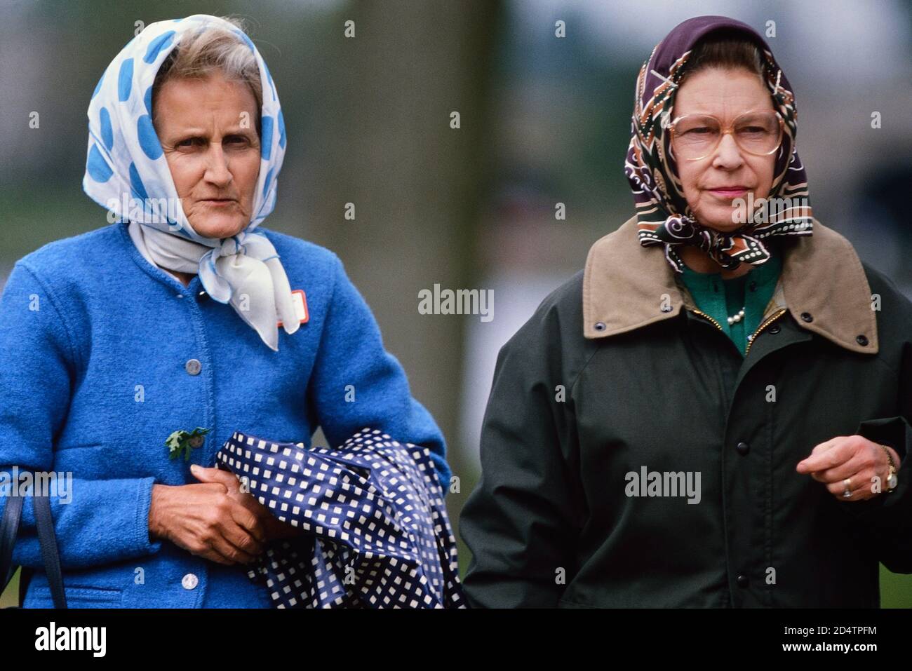 Royal windsor horse show queen hi-res stock photography and images - Alamy