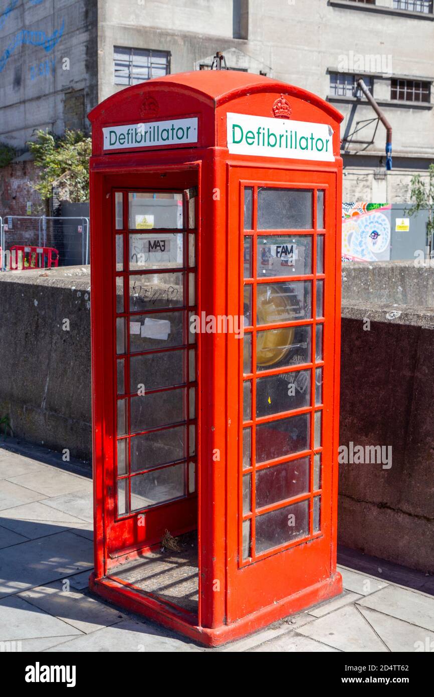 Bt telephone box hi-res stock photography and images - Alamy