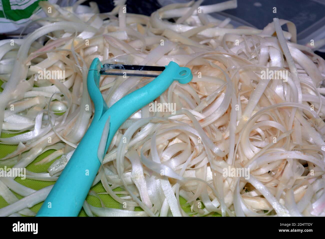 Asparagus cutter hi-res stock photography and images - Alamy