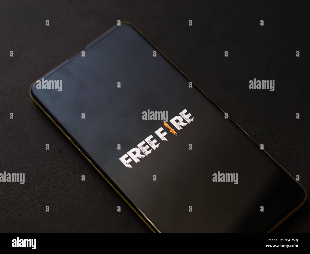 Garena free fire mobile game hi-res stock photography and images - Alamy