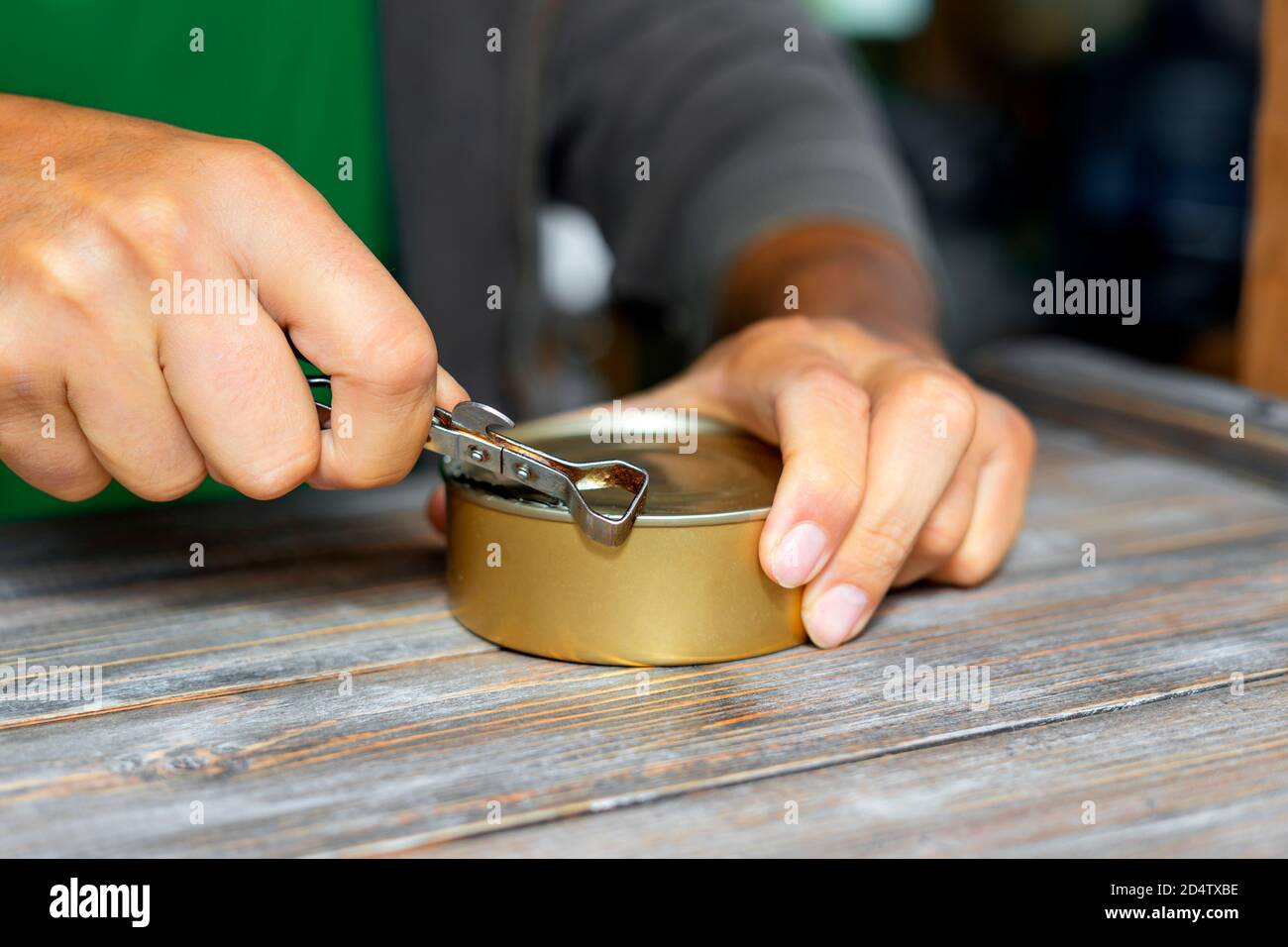 Old can opener hi-res stock photography and images - Alamy