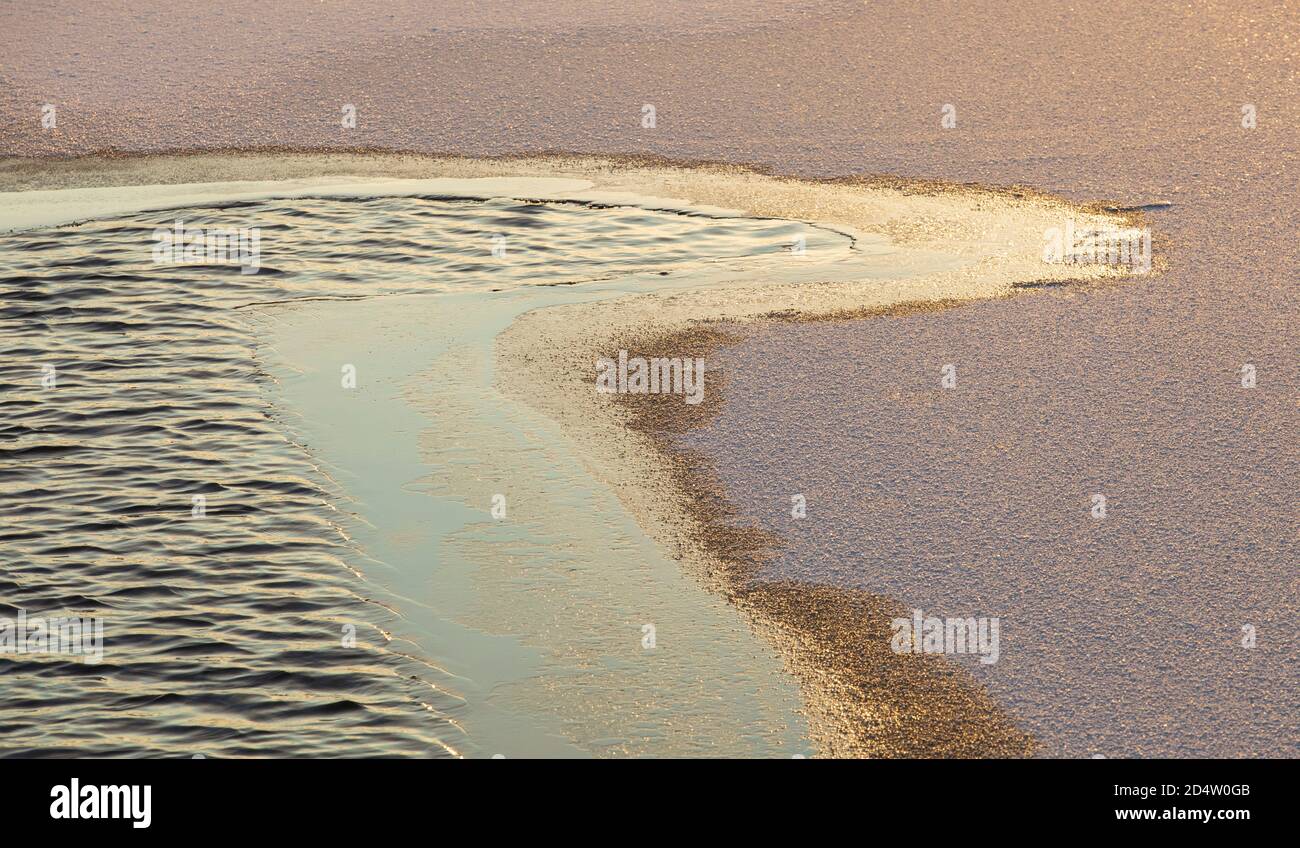 Ice edge hi-res stock photography and images - Alamy