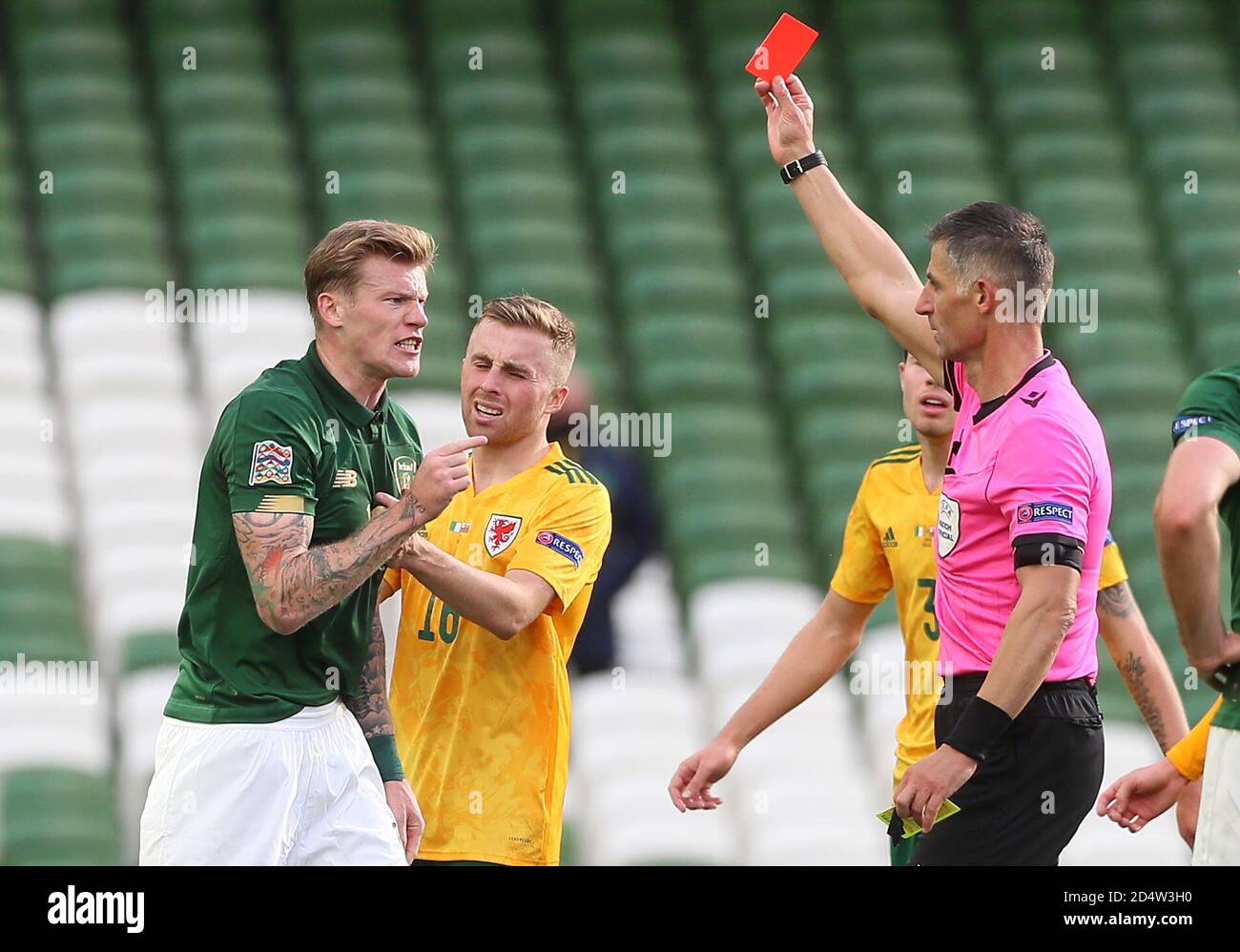 Referee anastasios sidiropoulos hi-res stock photography and images - Alamy