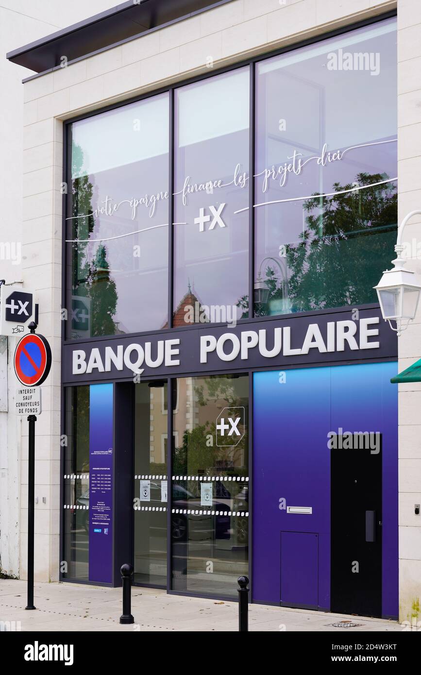 Banque populaire sign hi-res stock photography and images - Alamy