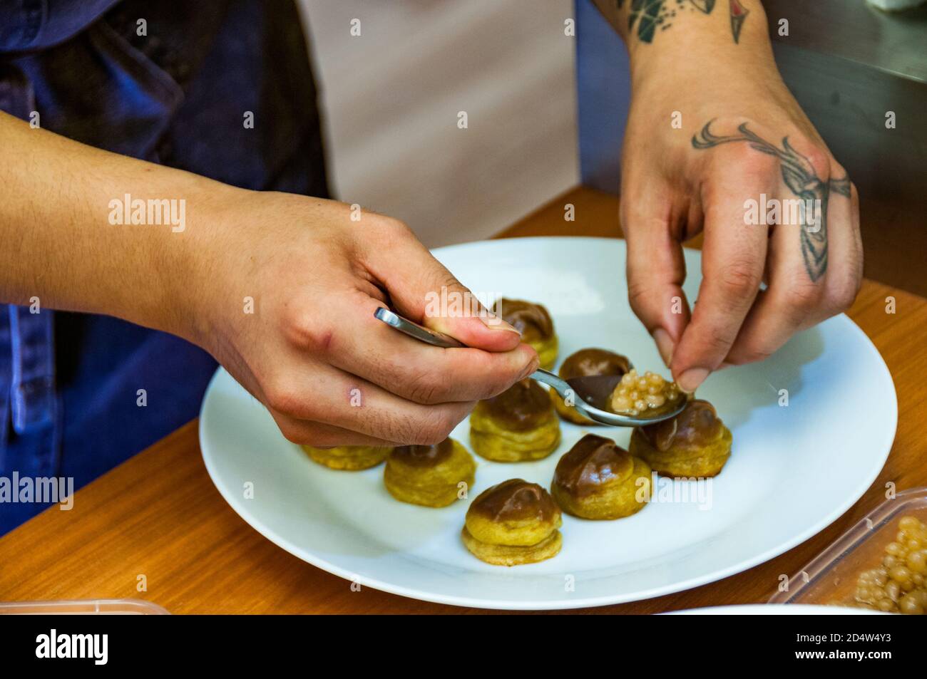 Salted egg eclair hi-res stock photography and images - Alamy