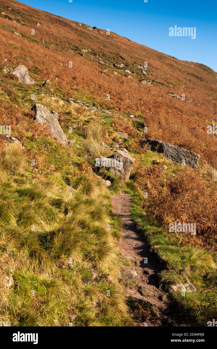 UK, England, Staffordshire, Moorlands, Axe Edge Moor, path onto old Cut ...